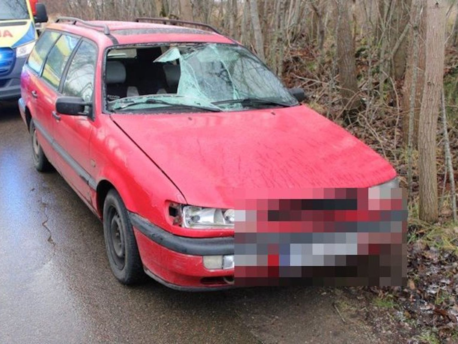 27-latek zginął pod kołami osobówki. Kierowca passata pijany i bez prawa jazdy