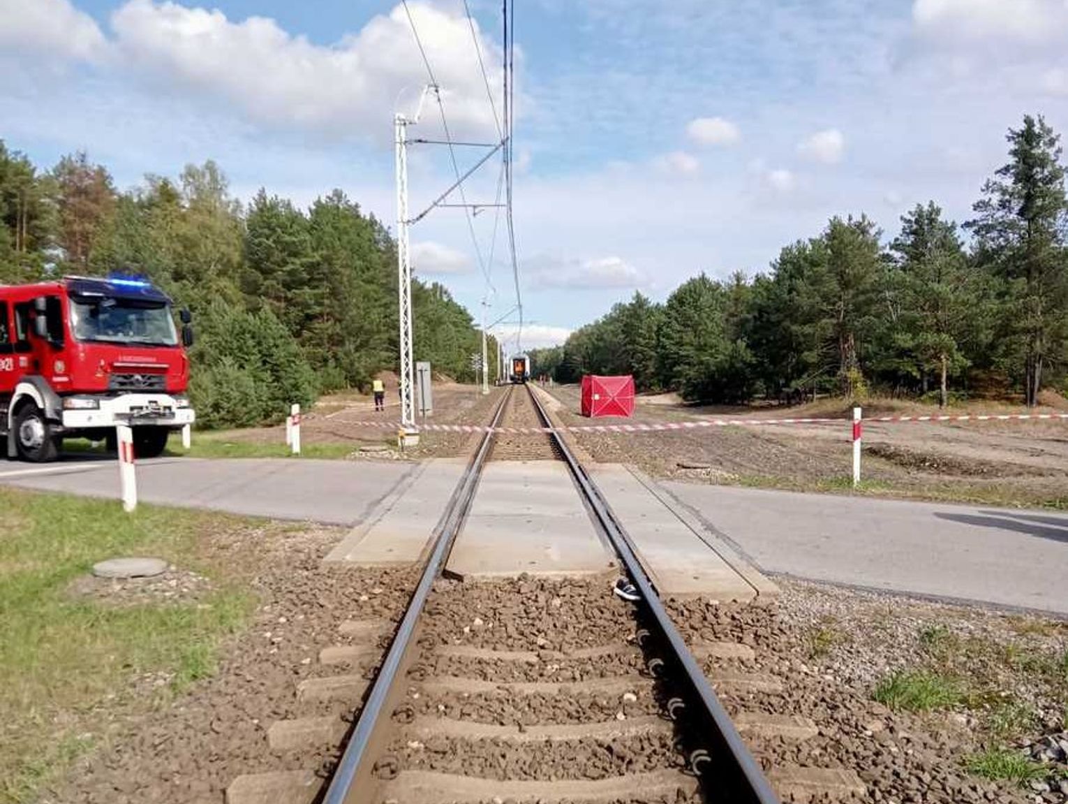 Śmiertelny wypadek na torach. 35-letnia kobieta wtargnęła przed ...