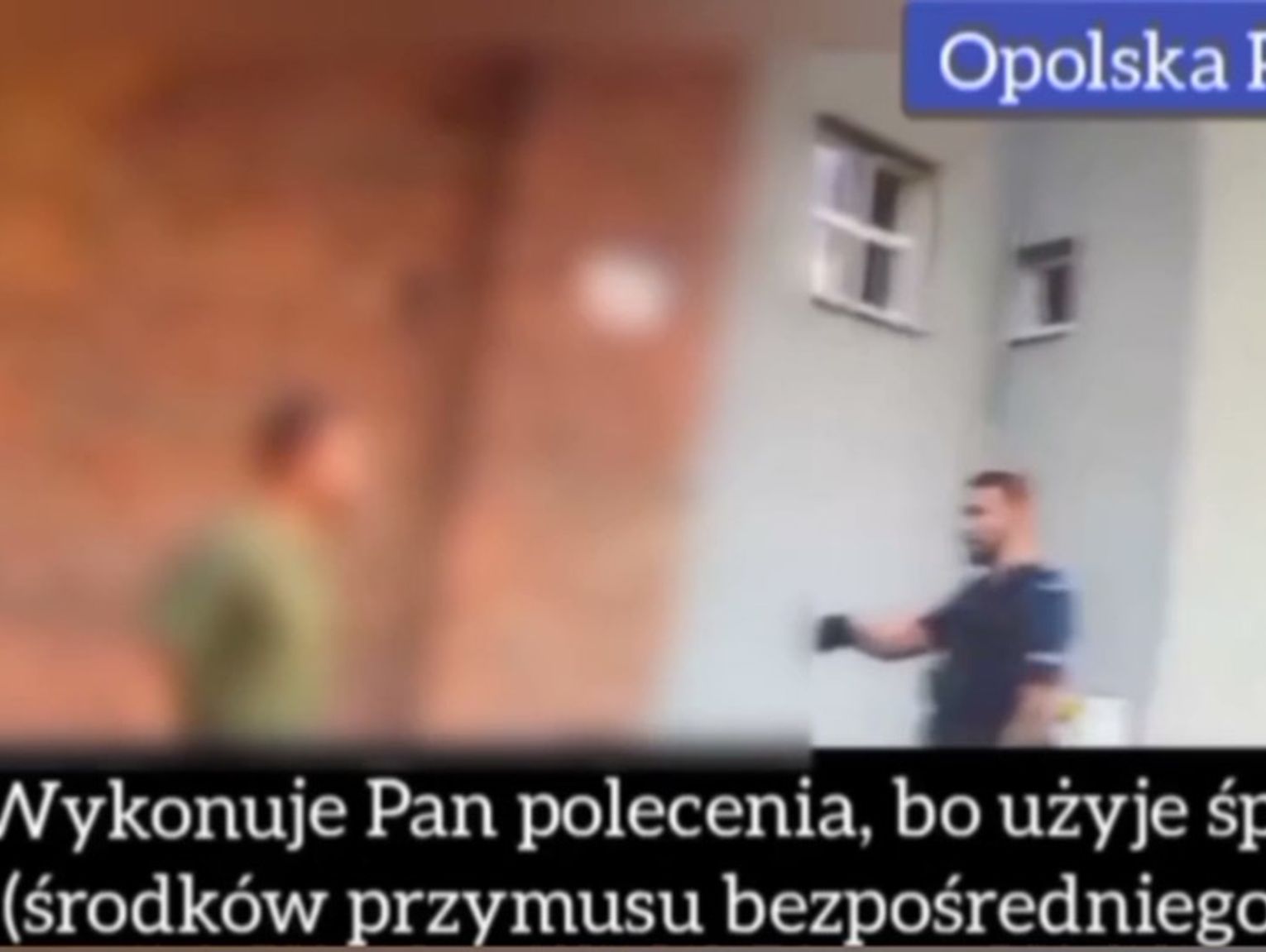 W centrum miasta straszył ludzi 15 centymetrowym nożem. Interwencja ... W centrum miasta straszył ludzi 15 centymetrowym nożem. Interwencja ...