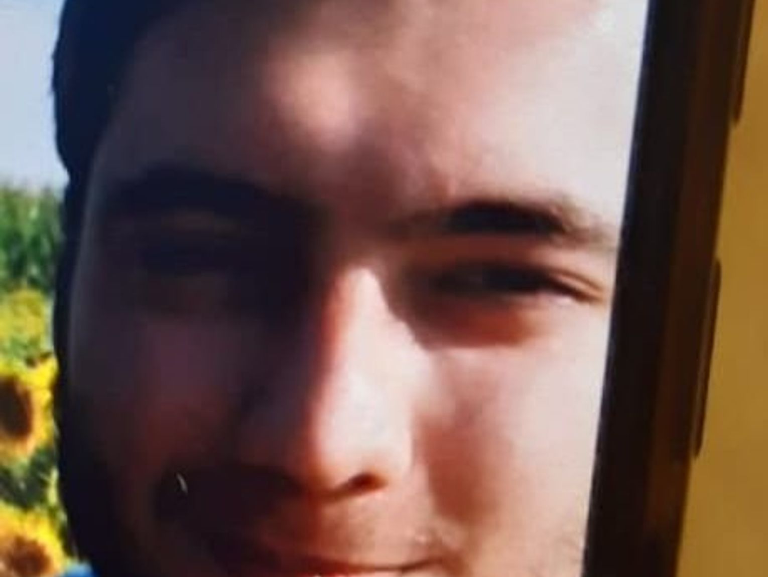 Zaginął 22-letni Damian Certa. Mężczyzna wyjechał na studia, po czym ... Zaginął 22-letni Damian Certa. Mężczyzna wyjechał na studia, po czym ...