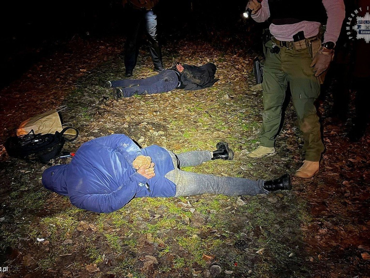 Złodzieje limuzyn na glebie. Specjalizowali się w kradzieżach aut klasy ...